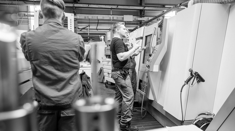 A New Approach: Develop a Comprehensive CNC Machine Shop Marketing Plan ...
